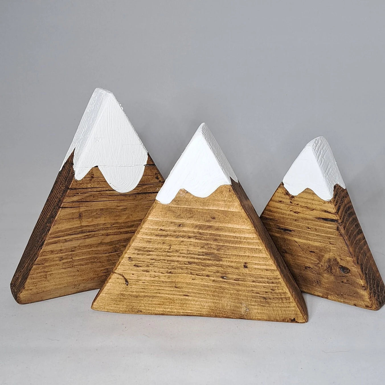 Wooden Mountain Snow Scene | Christmas Snow Scene – Barnmeadow Fabrication